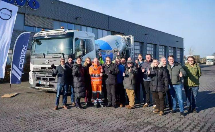 Volvo Kirim Truk Mixer Elektrik Pertama Ke Konsumen, Pakai Basis Truk ...