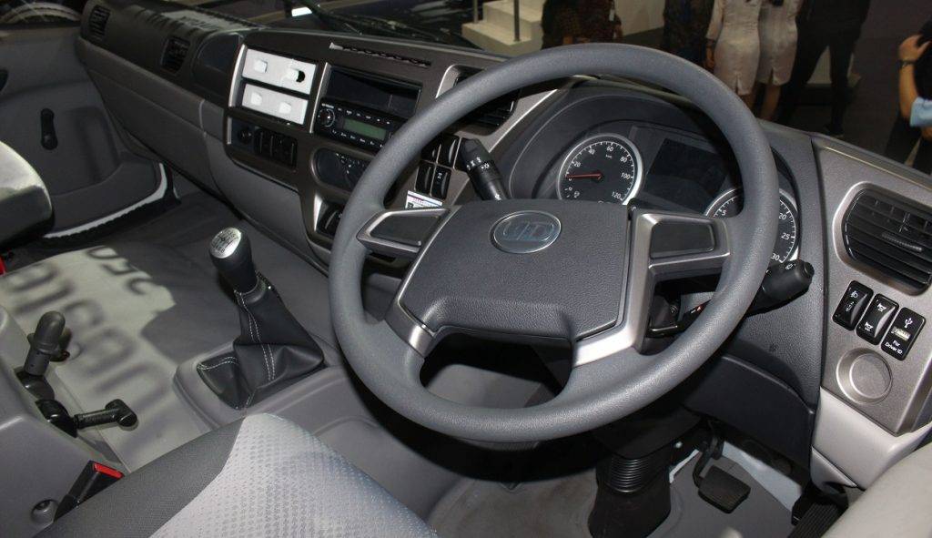 Profil UD Trucks Quester 350 6×4 Euro 5, Cocok Untuk Kebutuhan Mining Hingga EMKL – Page 2 ...