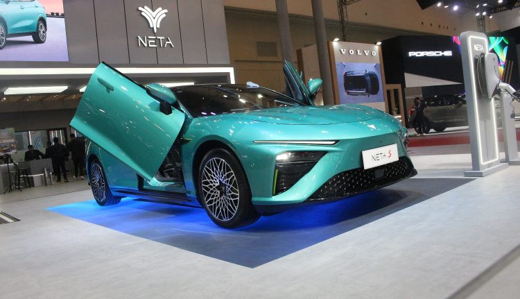 Tampil Perdana, Neta Kantongi 162 SPK Selama GIIAS 2023 – Mobil Komersial