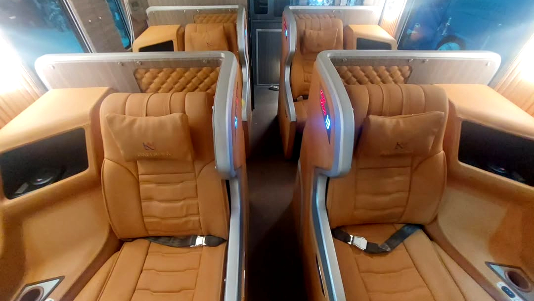 Bus Double Decker Terbaru PO Narendra Resmi Meluncur, Kabin Super ...