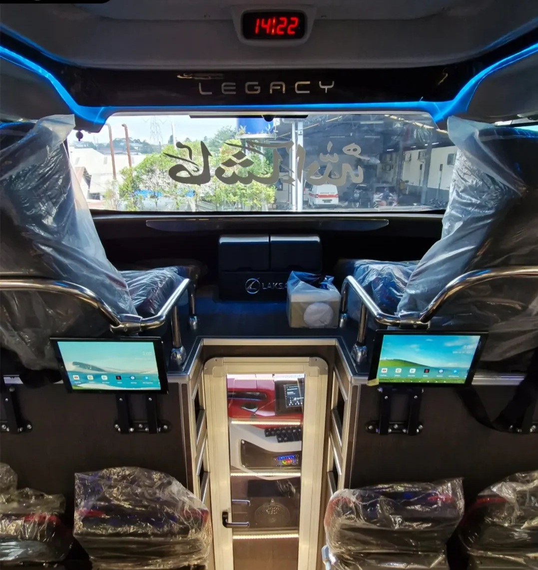Bus Baru PO Al Hijrah Pakai Bodi Legacy SR3 Neo Suites Combi, Suguhkan ...