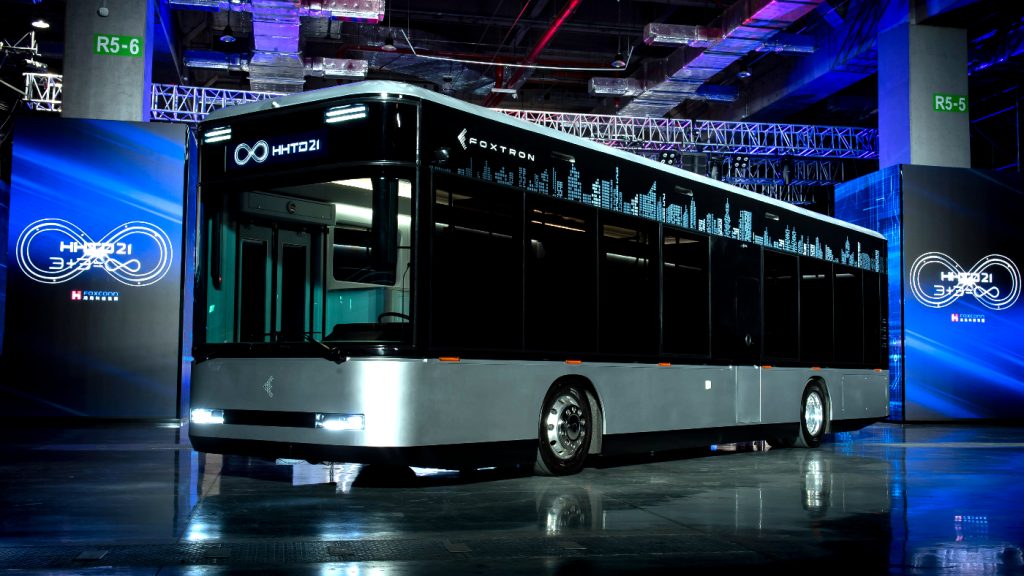 Dirikan Joint Venture, Mitsubishi Fuso dan Foxconn Percepat Persiapan ...